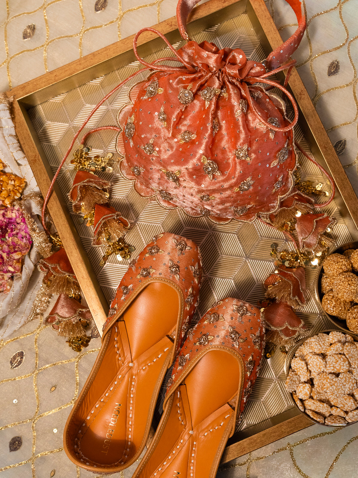 Discover Premium Designer Juttis for Women | Needledust