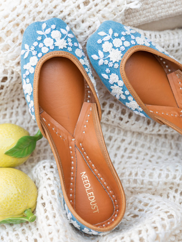Explore Leather Juttis | Traditional Ethnic Juttis for Men & Women ...