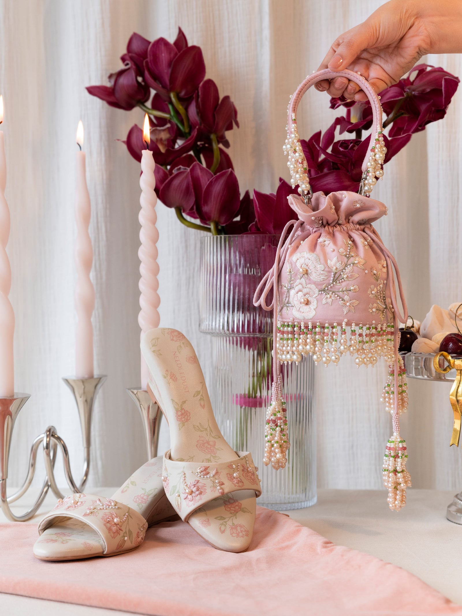 Discover Woman's Footwear Collection Online | Needledust