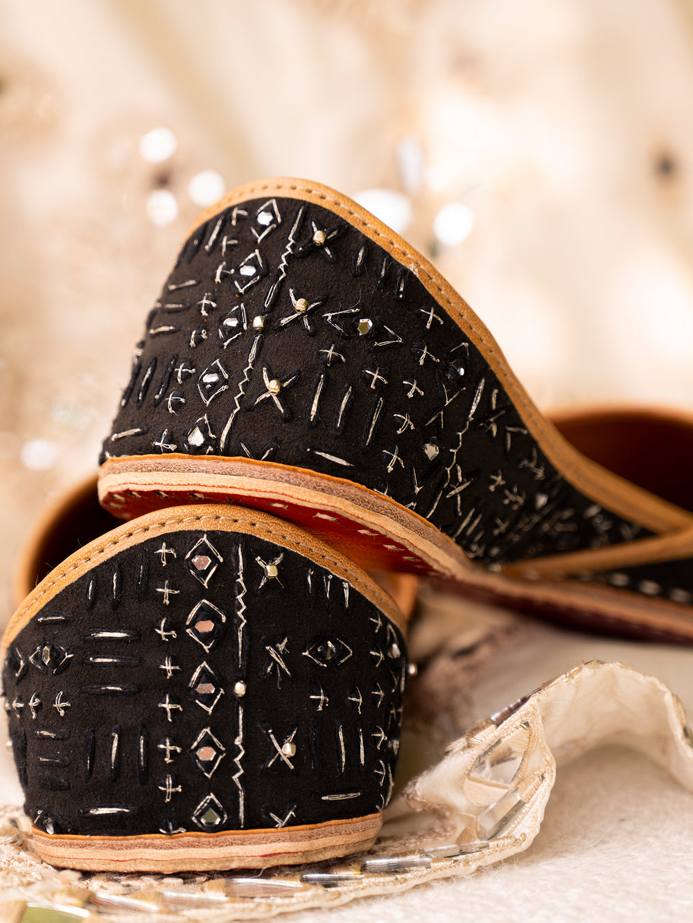 Men's Juttis Collection | Leather Embroidery Juttis| Needledust