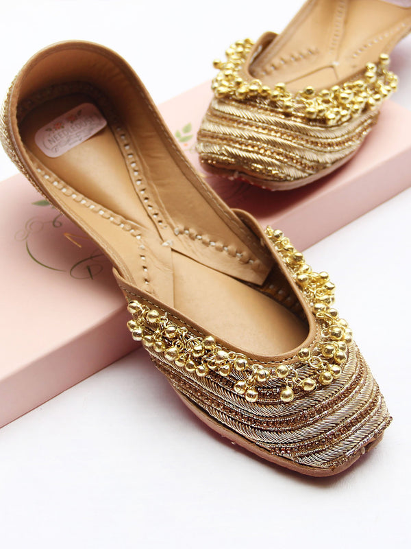 Bridal Juttis | Handcrafted Juttis For Wedding | Needledust